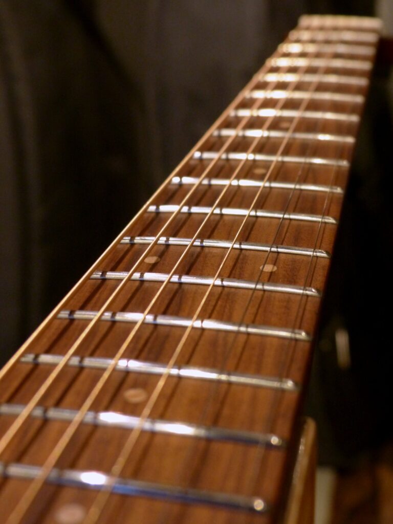 Fender ’21 Newporter Classic ACB – 京町家のギターショップ ライトニン