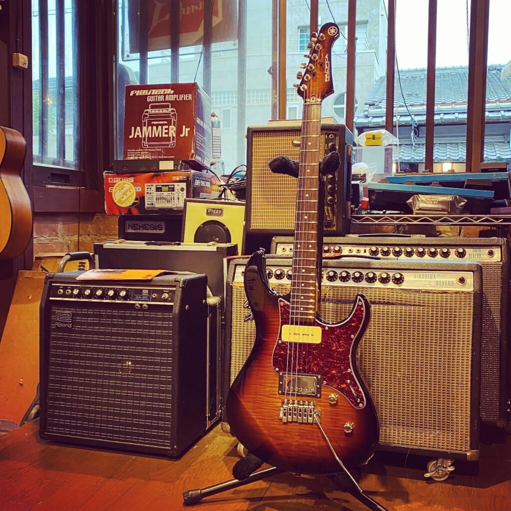 YAMAHA Pacifica PAC-611VFM TBS – 京町家のギターショップ ライトニン