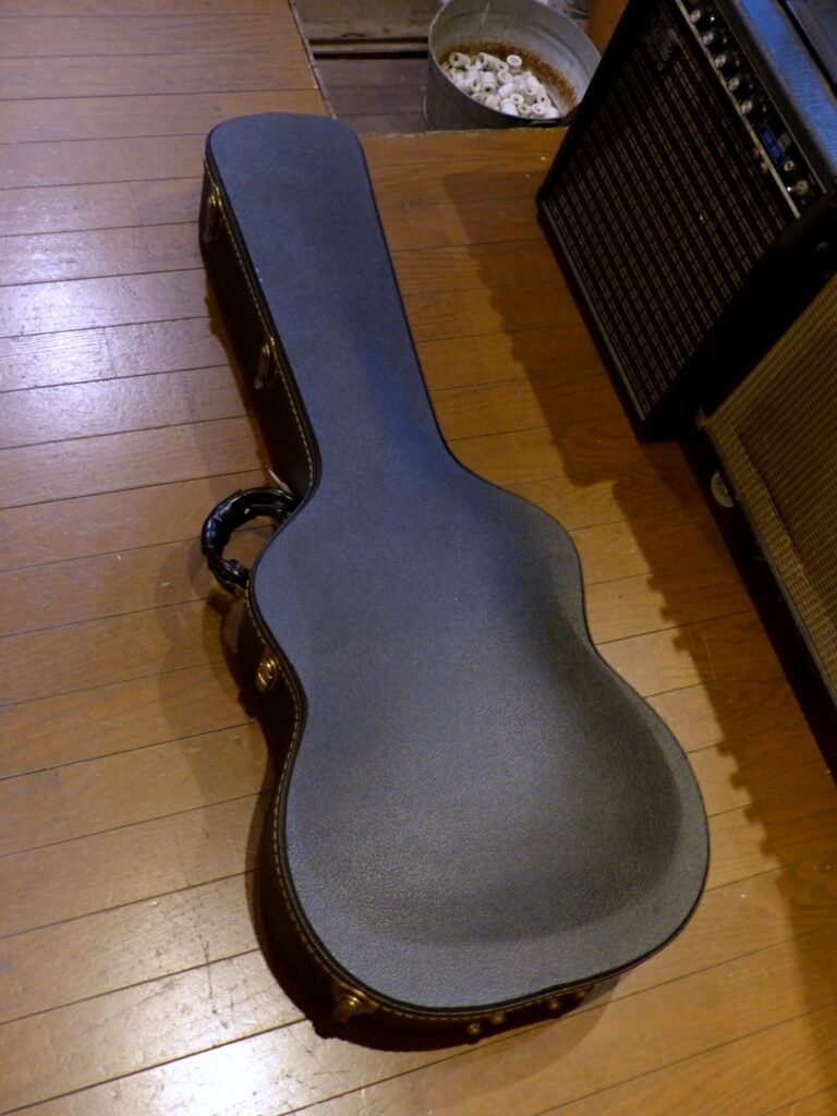 Gibson ’63 B-25 – 京町家のギターショップ ライトニン